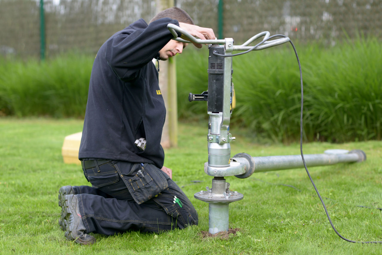 Funderen zonder beton? Snel en duurzaam met een schroeffundering ...